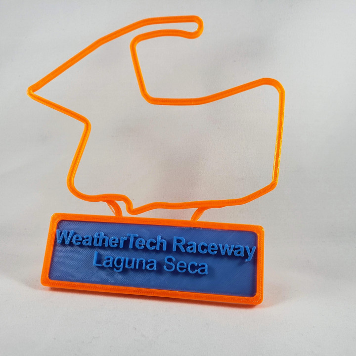 3D Printable 25 Race Track Displays by Dsk