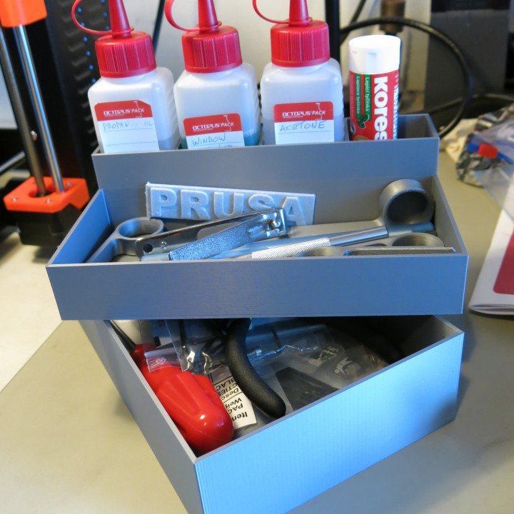 3D Printable Parametric stacking workshop tidy boxes by Richard