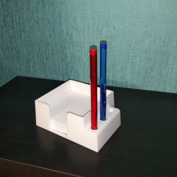 3D Printable Pen Stand by Valentin Safonnikov