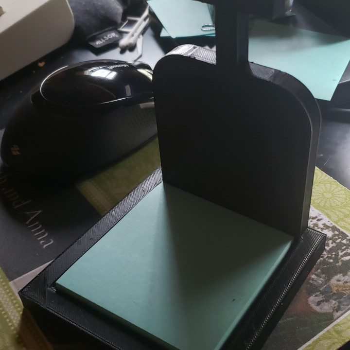 3D Printable Low Poly Tombstone Post-It Note holder by Keith Brown