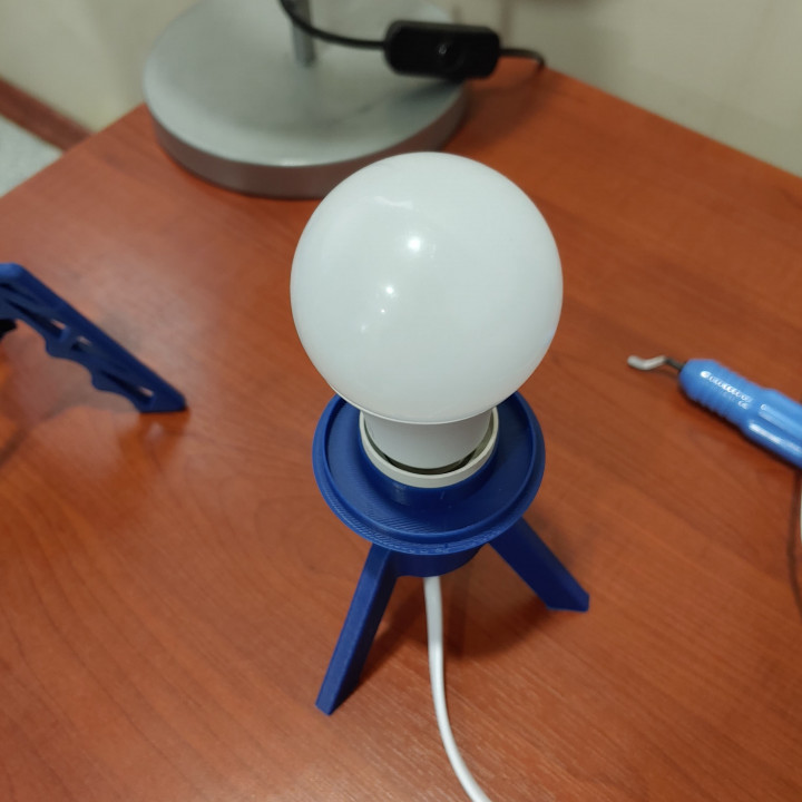 3D Printable Lamp base by Trei D