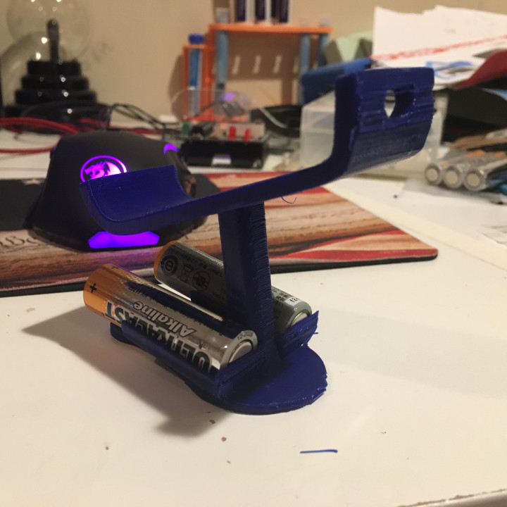 3D Printable Valve Steam controller stand w/ battery holders by Jacob