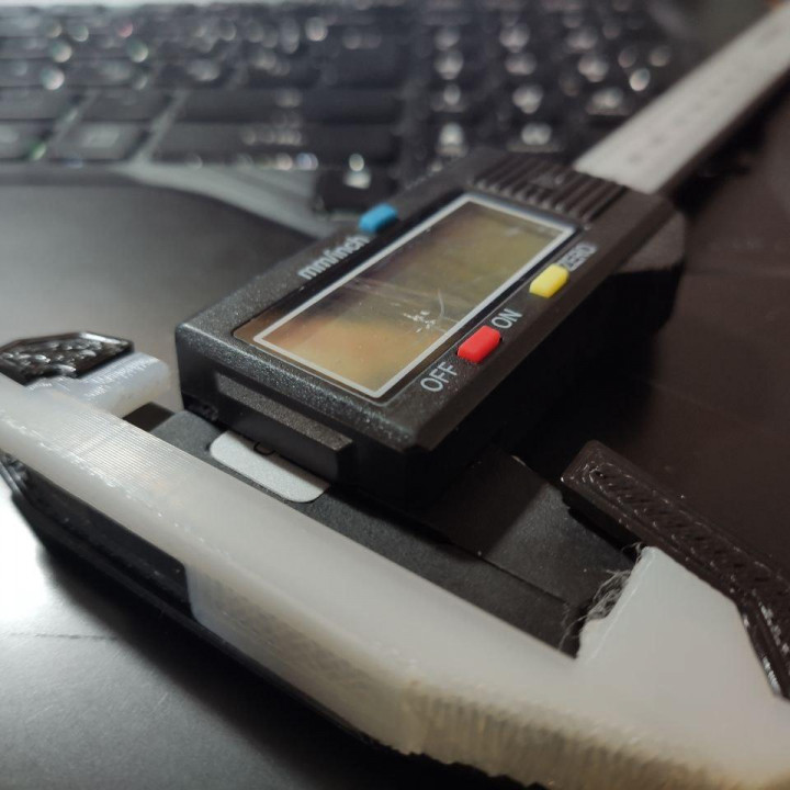 3D Printable Blocco Calibro - Lock Caliper by fab