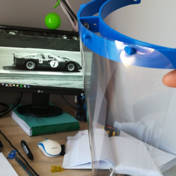 3D Printable Face shield support by András Nagy