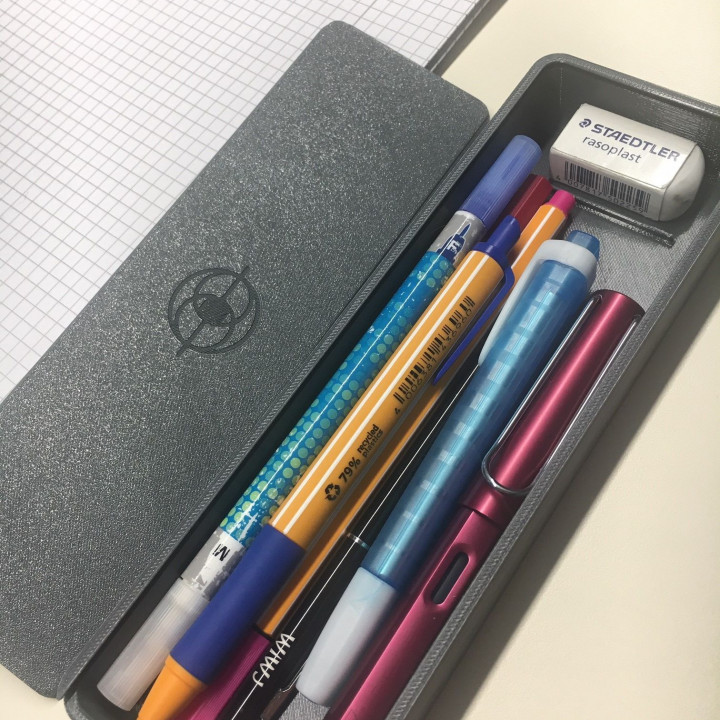 3D Printable Pencil case by Jane