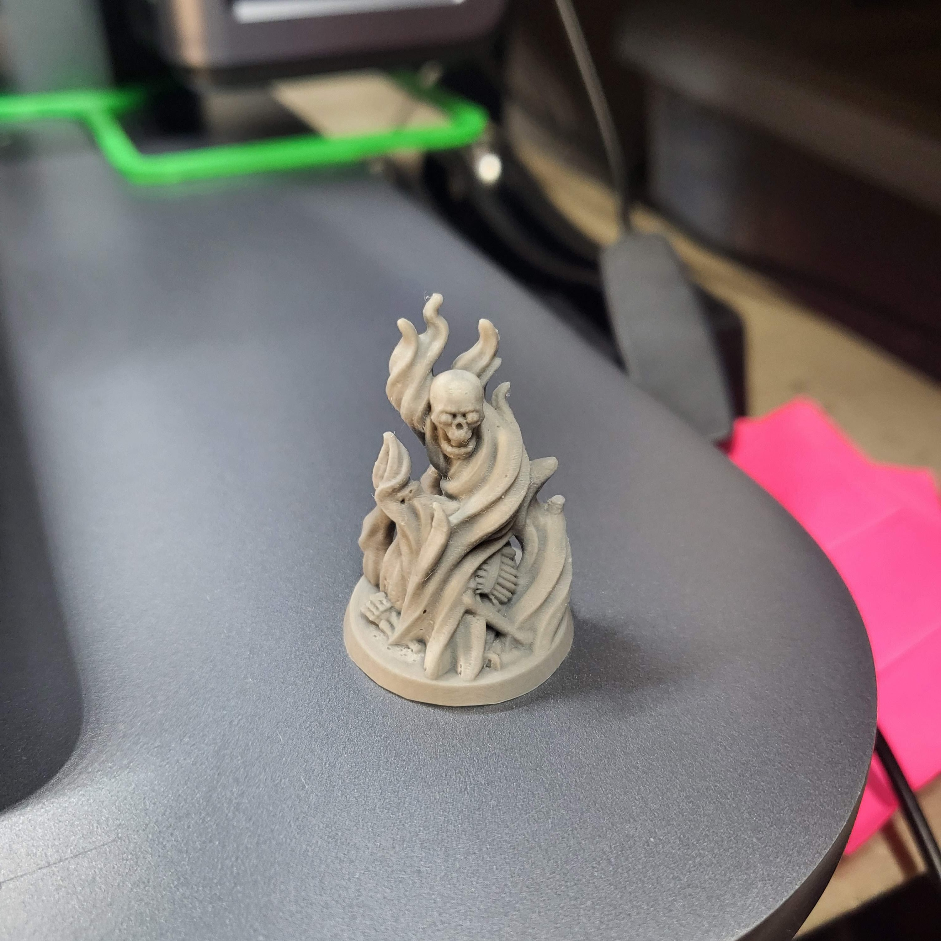 3D Printable Demilich (SUPPORTLESS) by Monstrous Encounters