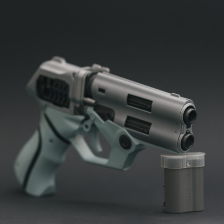 3D Printable Luv's Blaster (Blade Runner 2049) by Stefan Geiger