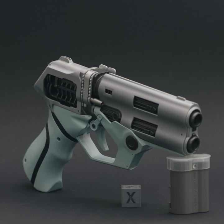 3D Printable Luv's Blaster (Blade Runner 2049) by Stefan Geiger