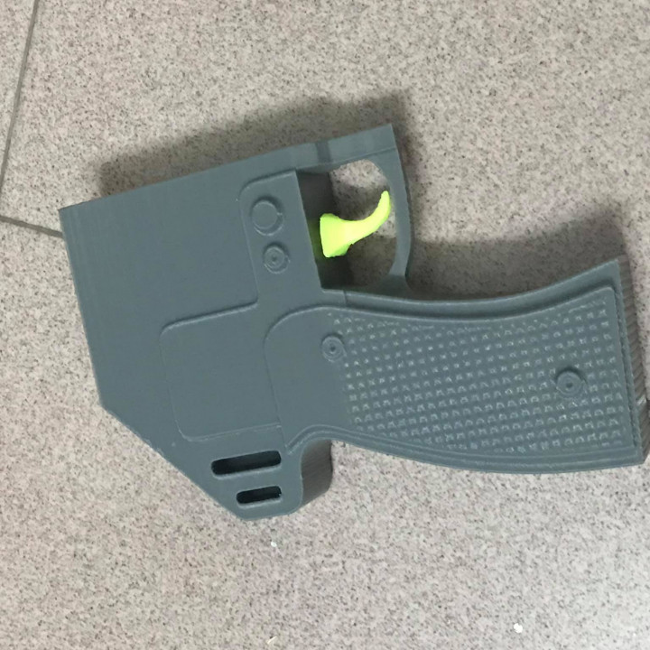 3D Printable Sage ordnance Deuce GUN - 3D print model by 3DpropsDesigns