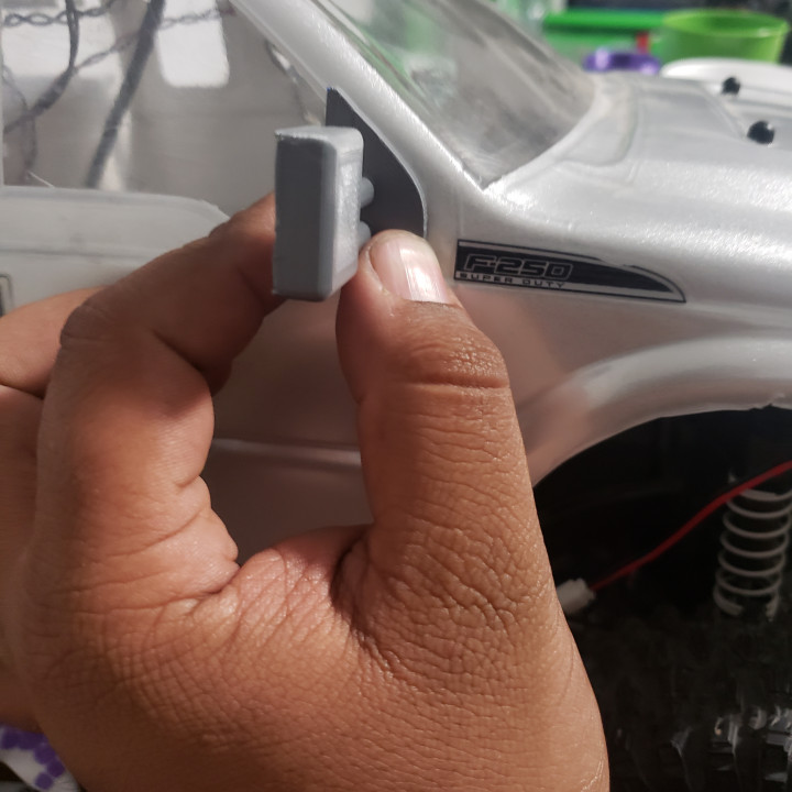 3D Printable Mirrors for 1/10 scale RC truck by Omar Cuevas