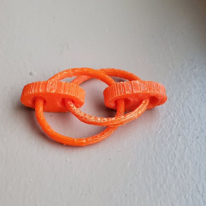 3D Printable Flipper Fidget by Amy Crump