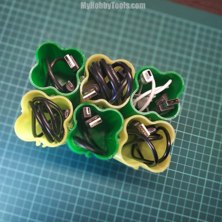 3D Printable Puzzle Boxes for USB cables by Aleksandr Aleksandrov