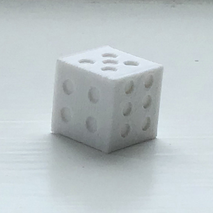 3D Printable Dice by Rebecca