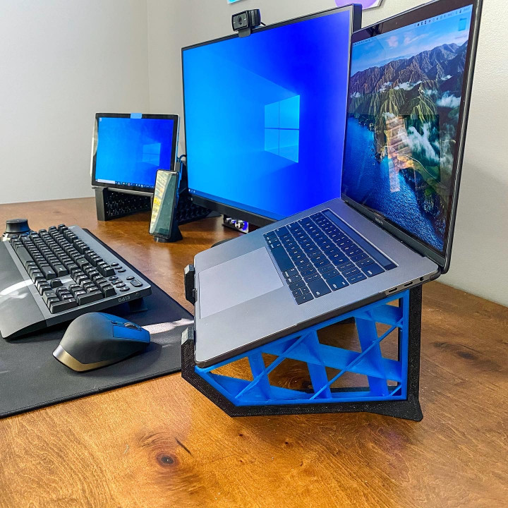 3D Printable Laptop Stand/Riser (Modular and Customizable) by Duncan Smith