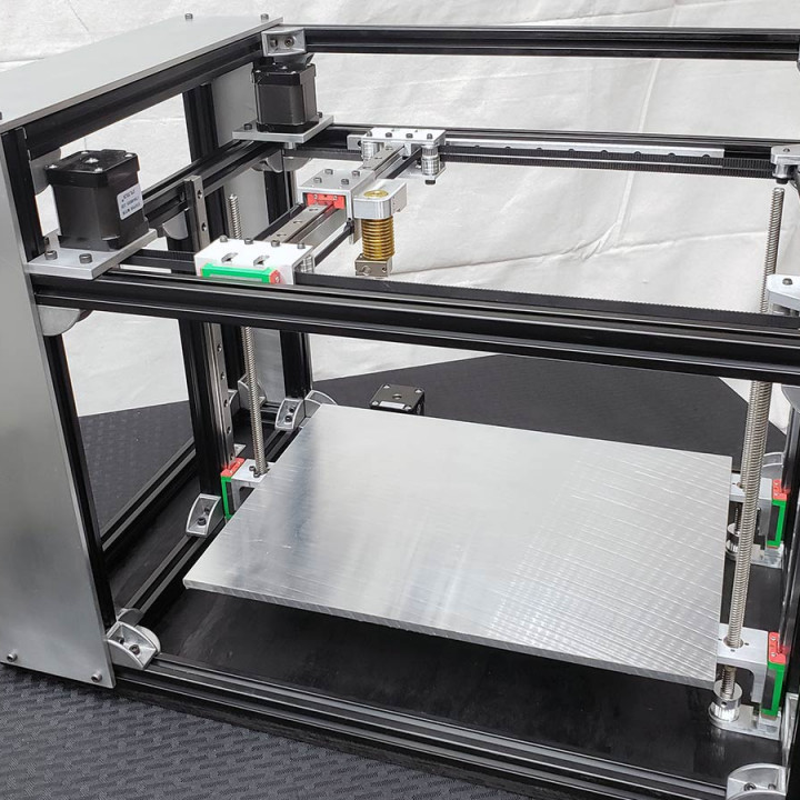 3D Printable SolidCore CoreXY 3D Printer by Shane Hooper