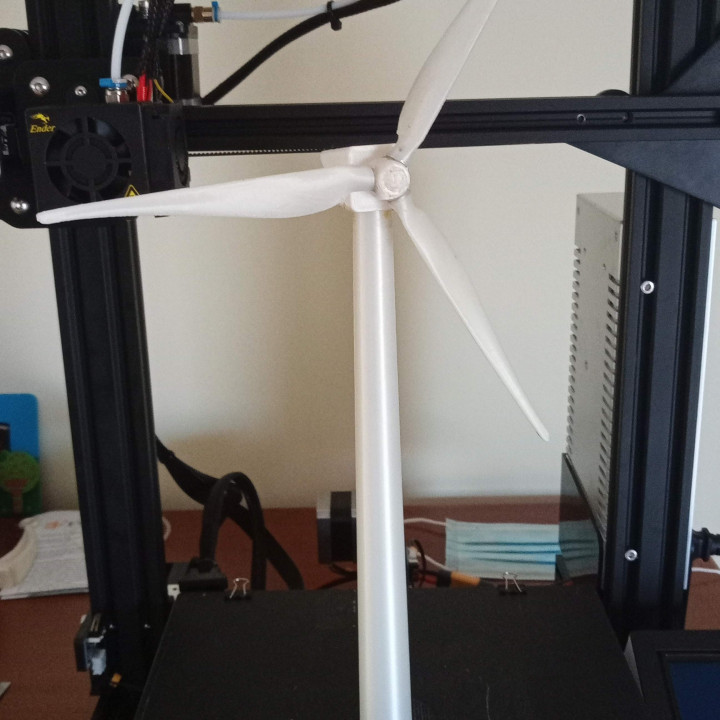 3D Printable Wind Turbine by Tomás Ribeiro