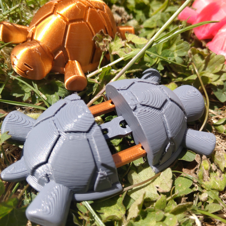 3D Printable Adjust-A-Turtle Phone Stand by conner freeman