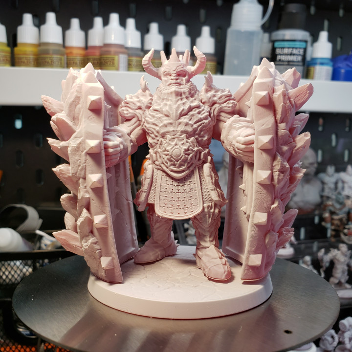 3D Printable Fire Giant Dual Wielding Shields (Presupported) by Mini Flayer