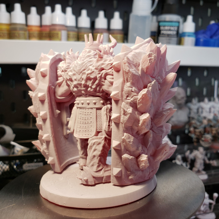 3D Printable Fire Giant Dual Wielding Shields (Presupported) by Mini Flayer