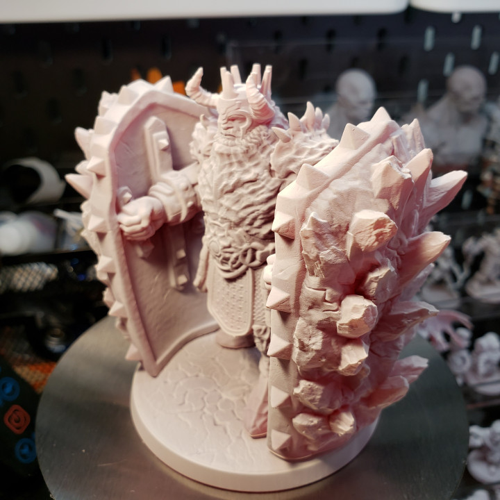 3D Printable Fire Giant Dual Wielding Shields (Presupported) by Mini Flayer