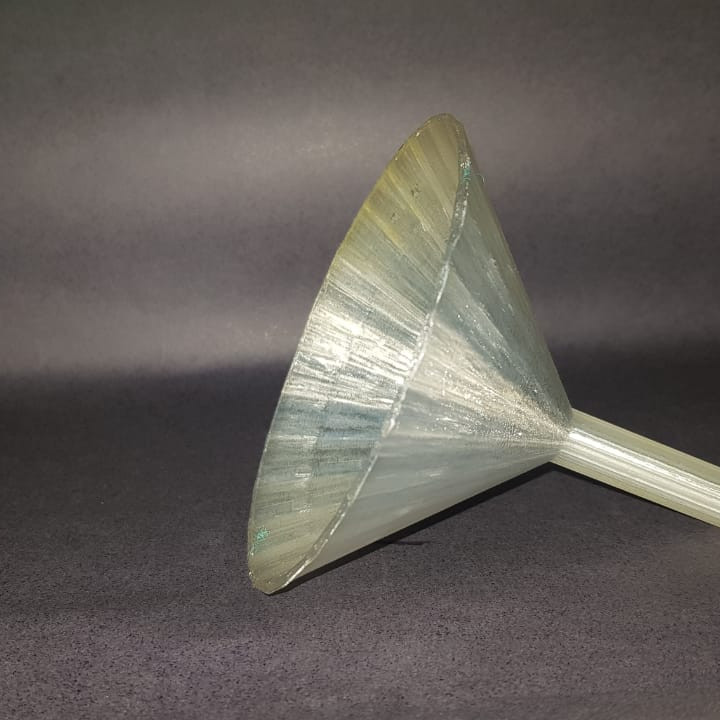 3D Printable Analytical funnel - Short rod,, 45° angle by Daniel ...