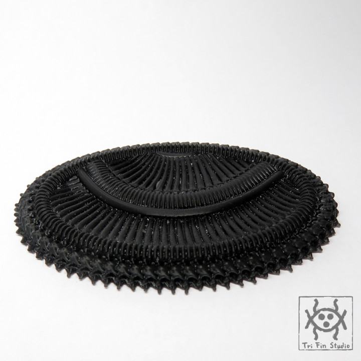 3D Printable Xenomorph tabletop miniature base. by Tri Fin Studio