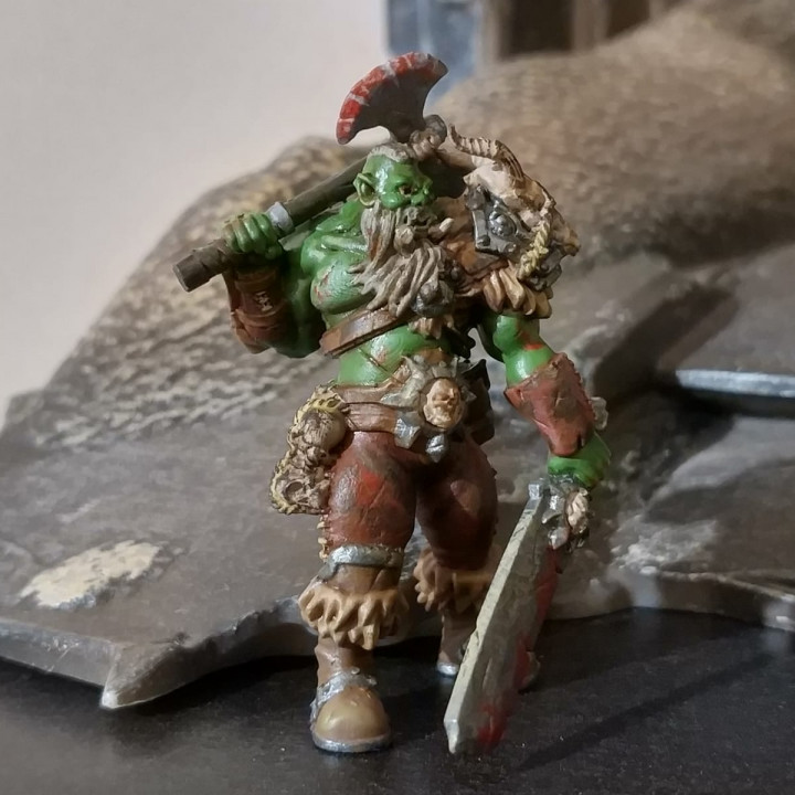 3D Print of FREE - Orc Barbarian - 32mm scale miniature with supports ...