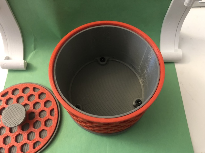 3D Printable Round Hexagon Box by Dave $auvageau