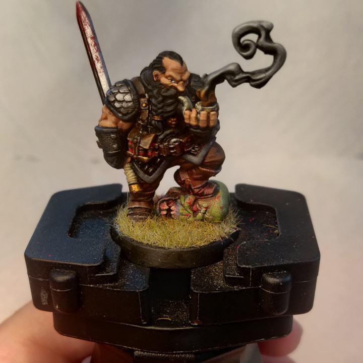 3D Print of Garaldir - Dwarf Witcher - 32mm - DnD - by rickardjosefsson