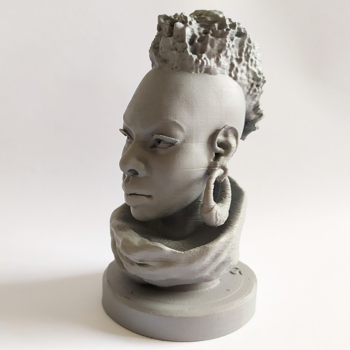 3D Printable Woman head by Silvano Junior