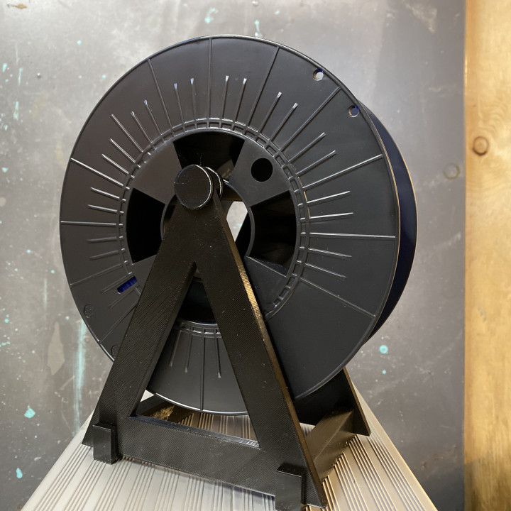 3D Printable Spool Master 2000 by Mikko Lepistö