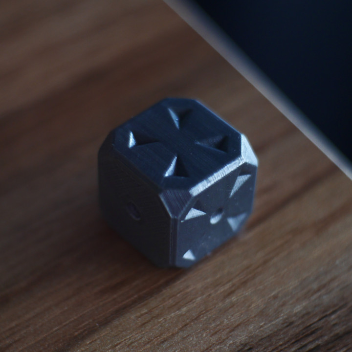 3D Printable Dice set by Tomas Rychter