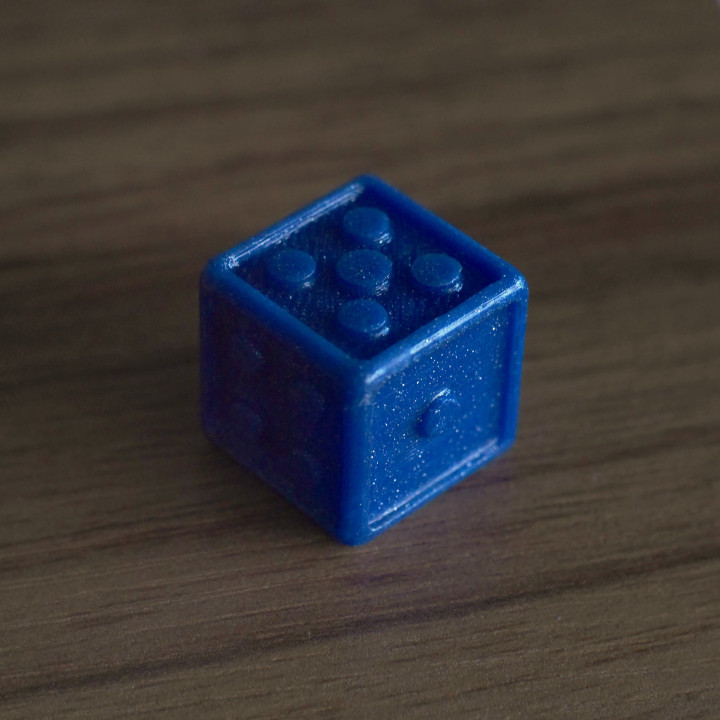 3D Printable Dice set by Tomas Rychter