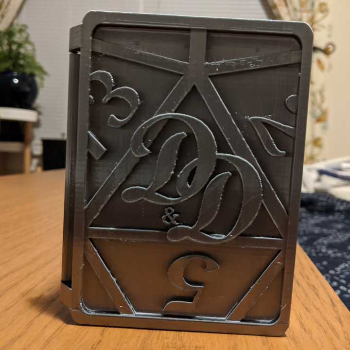 3D Printable D&D Dice Box by Rachel B