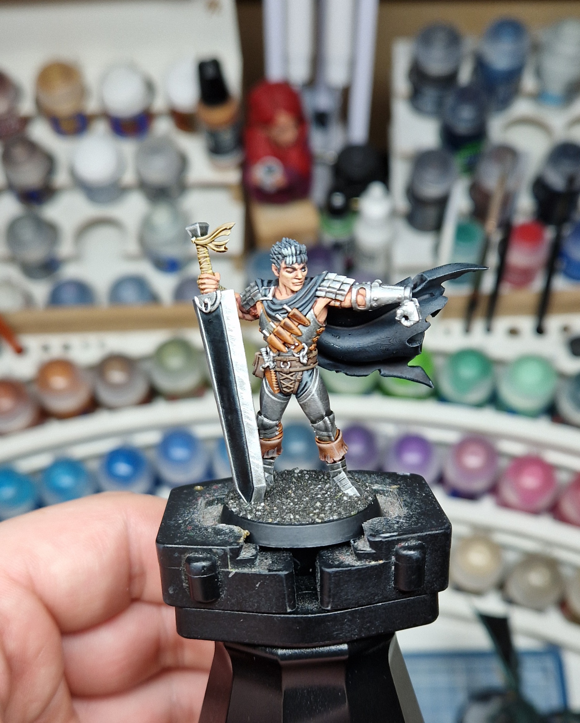 3D Printable Garth - Human soldier- 32mm - DnD by RN Estudio